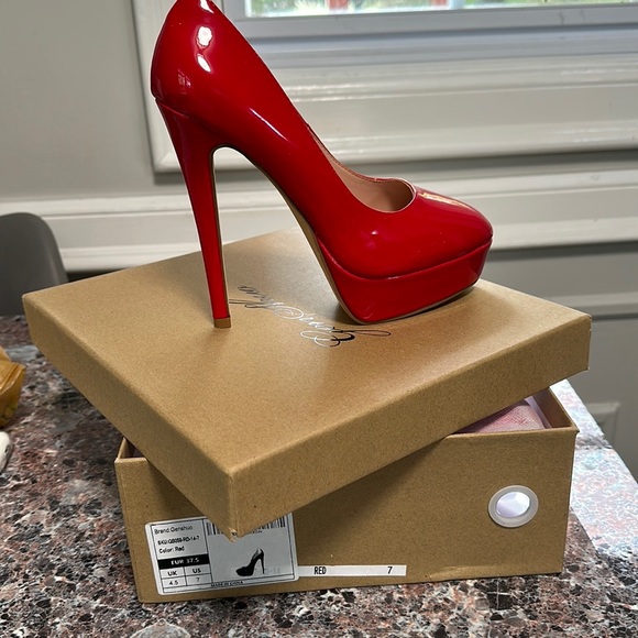 Genshuo | Shoes | Tacones Rojos De Plataforma En La Parte De Adelante ...